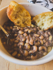 Purple Hull Peas: Growing, Preparing, and Preserving this Southern ...