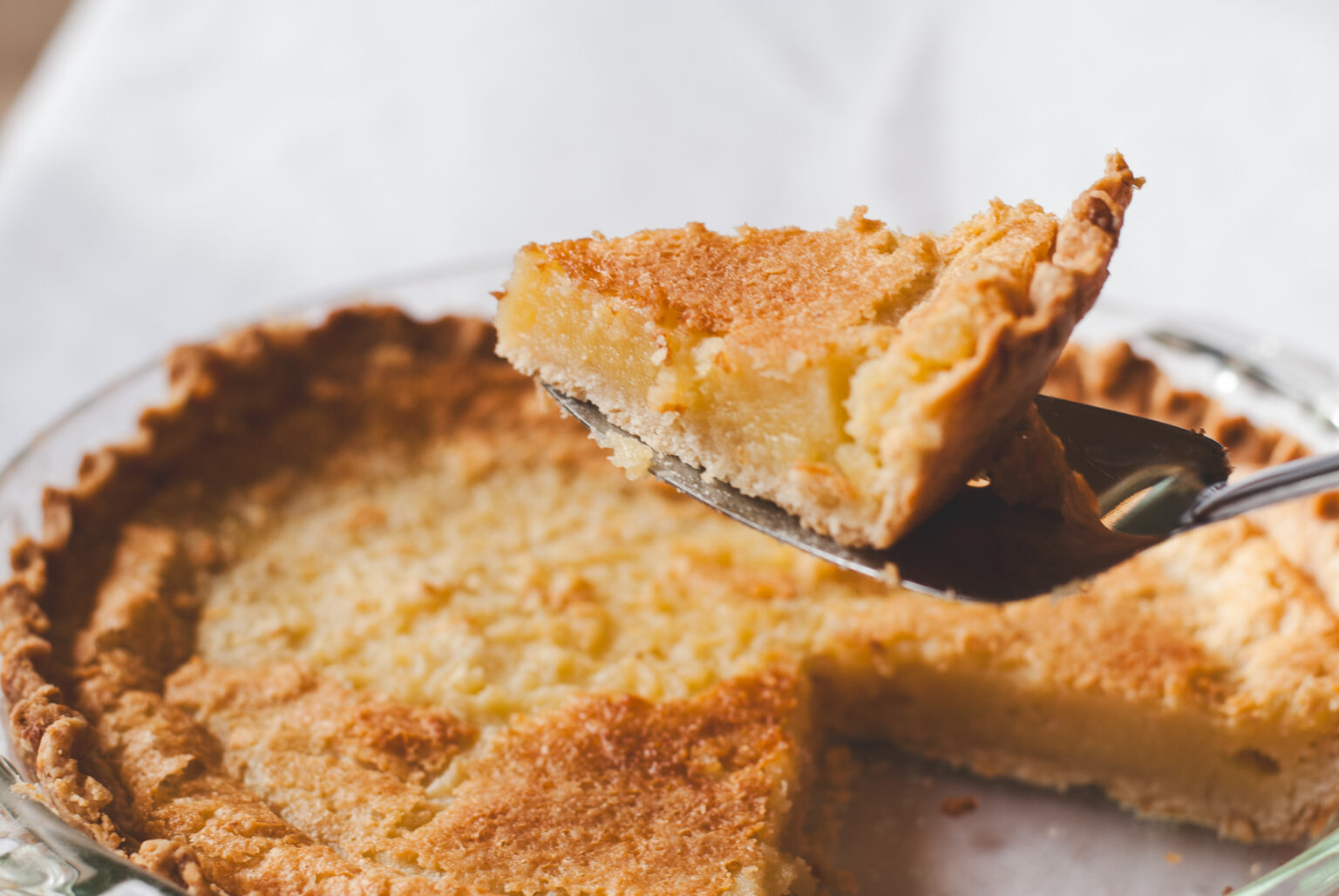 Old Fashioned Southern Style Chess Pie - The Little Modern Farm